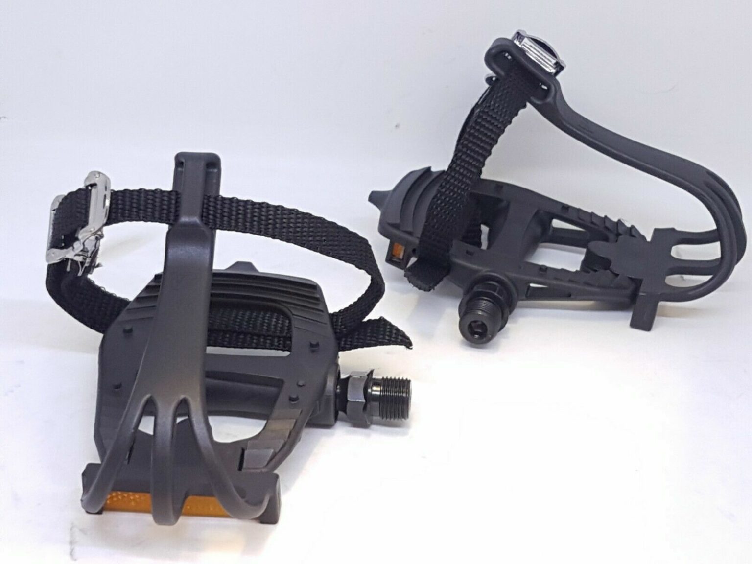 PEDALS 9/16" Raleigh VP Lightweight Resin Toe Clip Straps Road Bike ...