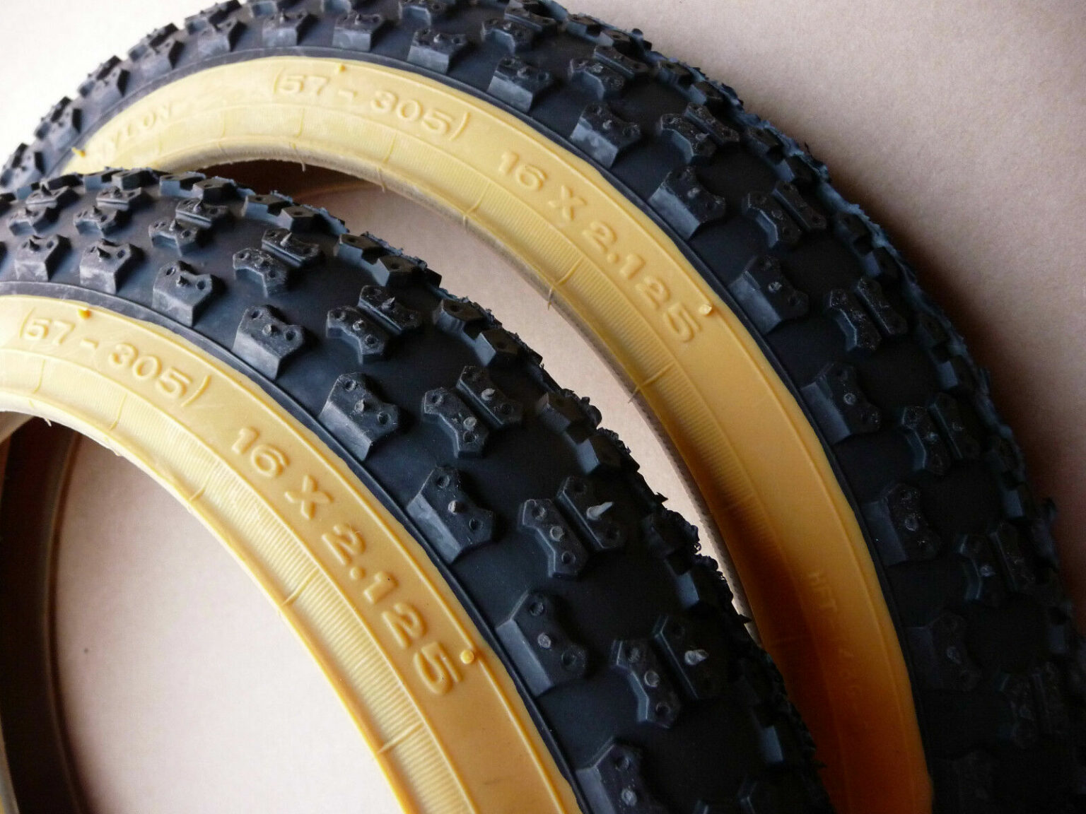 TYRES Pair Retro Old School Comp 3 III Tread BMX Bicycle Amber Wall ...