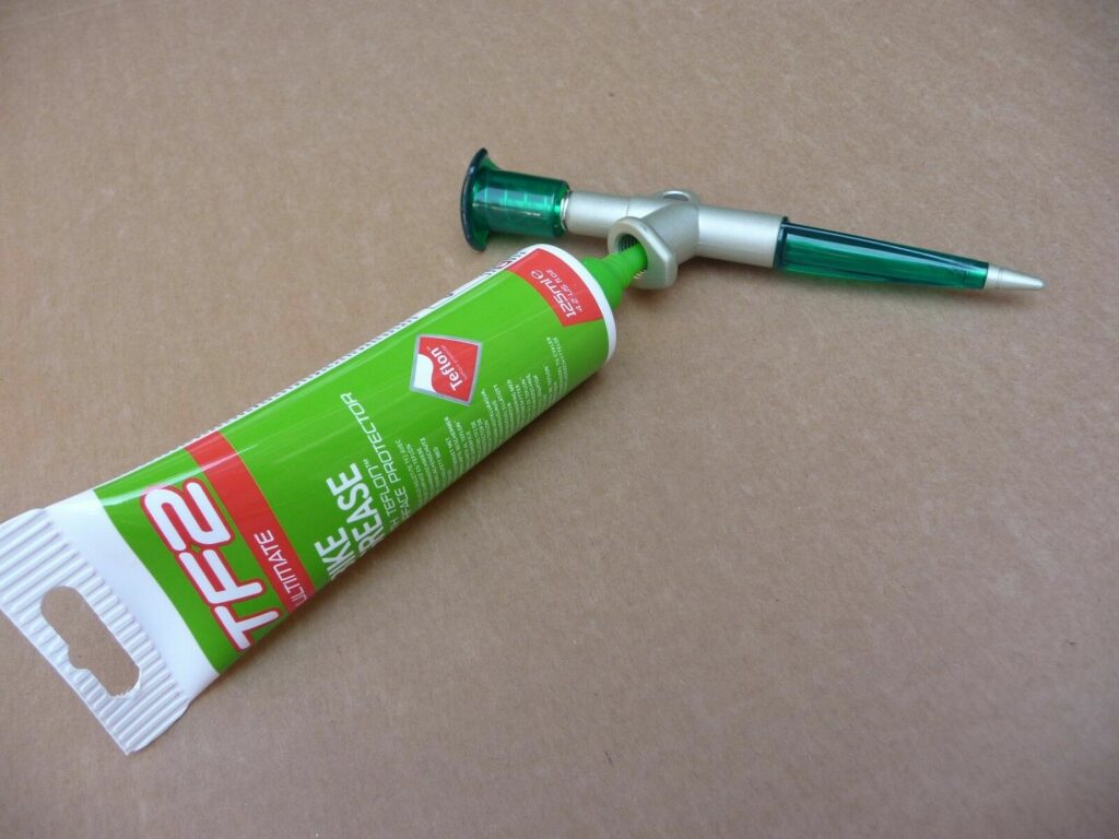 Weldtite Cycle Bike Grease Gun + TF2 Grease 125ml New Chain Crank ...